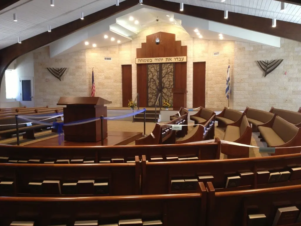 Midway Jewish Center - Artech Church Interiors