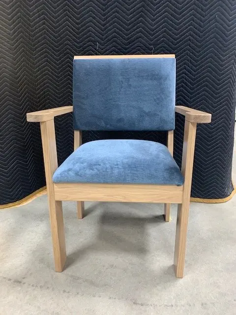 Church Chairs Installation | Sutton Place Synagogue